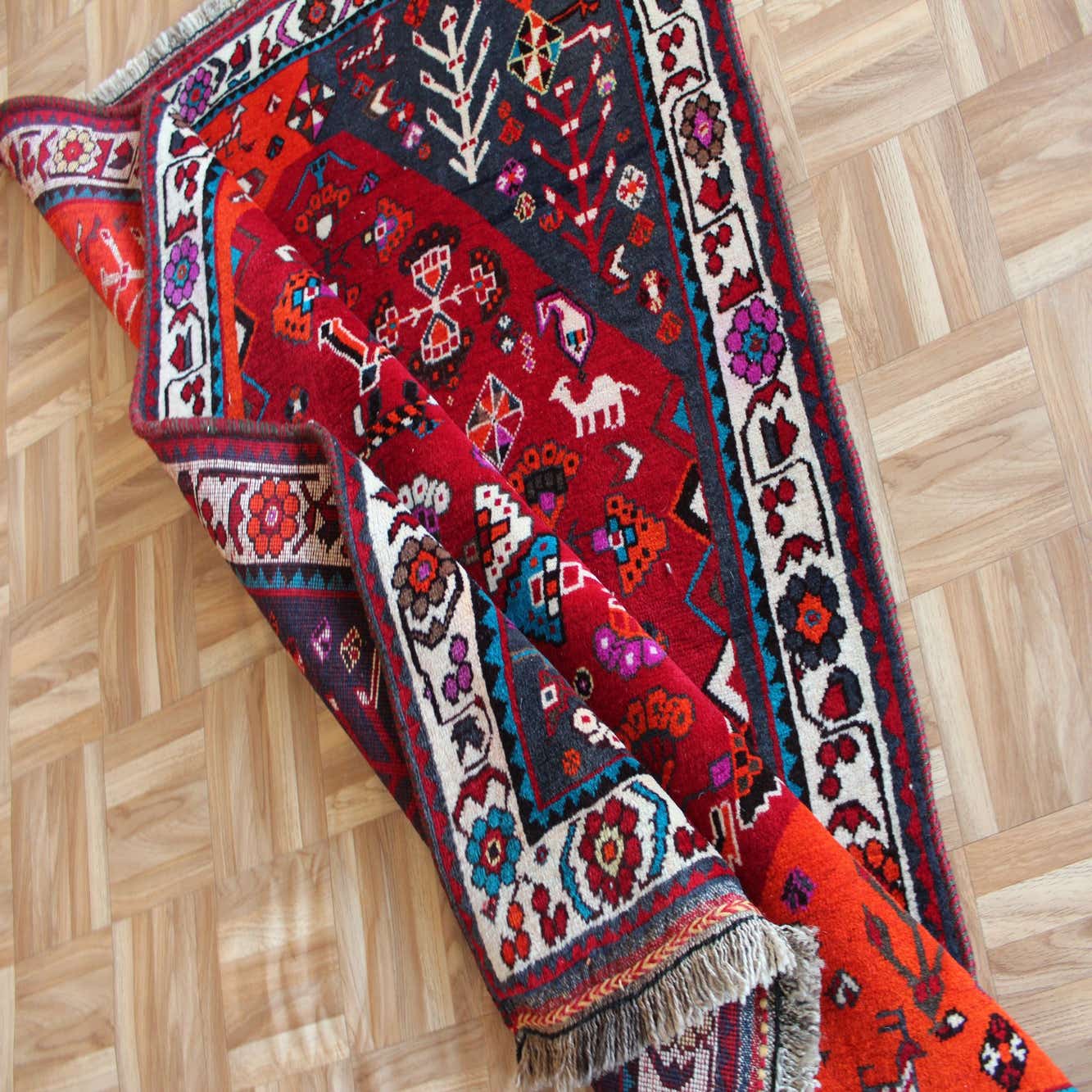 Red 3' 10 x 4' 11 Hand Knotted Ghashghaei Persian Wool Rug | eSaleRugs