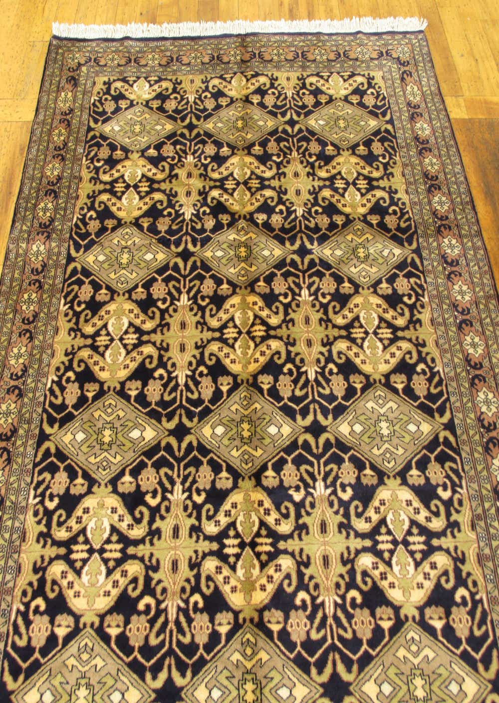 Navy Blue 5' 4 x 8' 5 Hand Knotted Pakistani Oriental Wool Rug | eSaleRugs