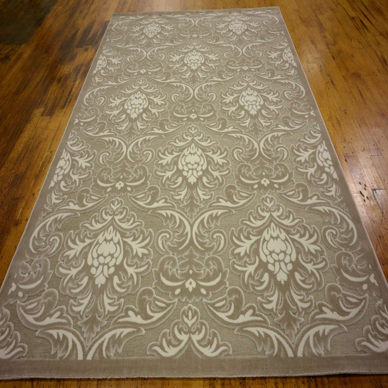 Brown 6' 7 x 10' Damask Rug | eSaleRugs