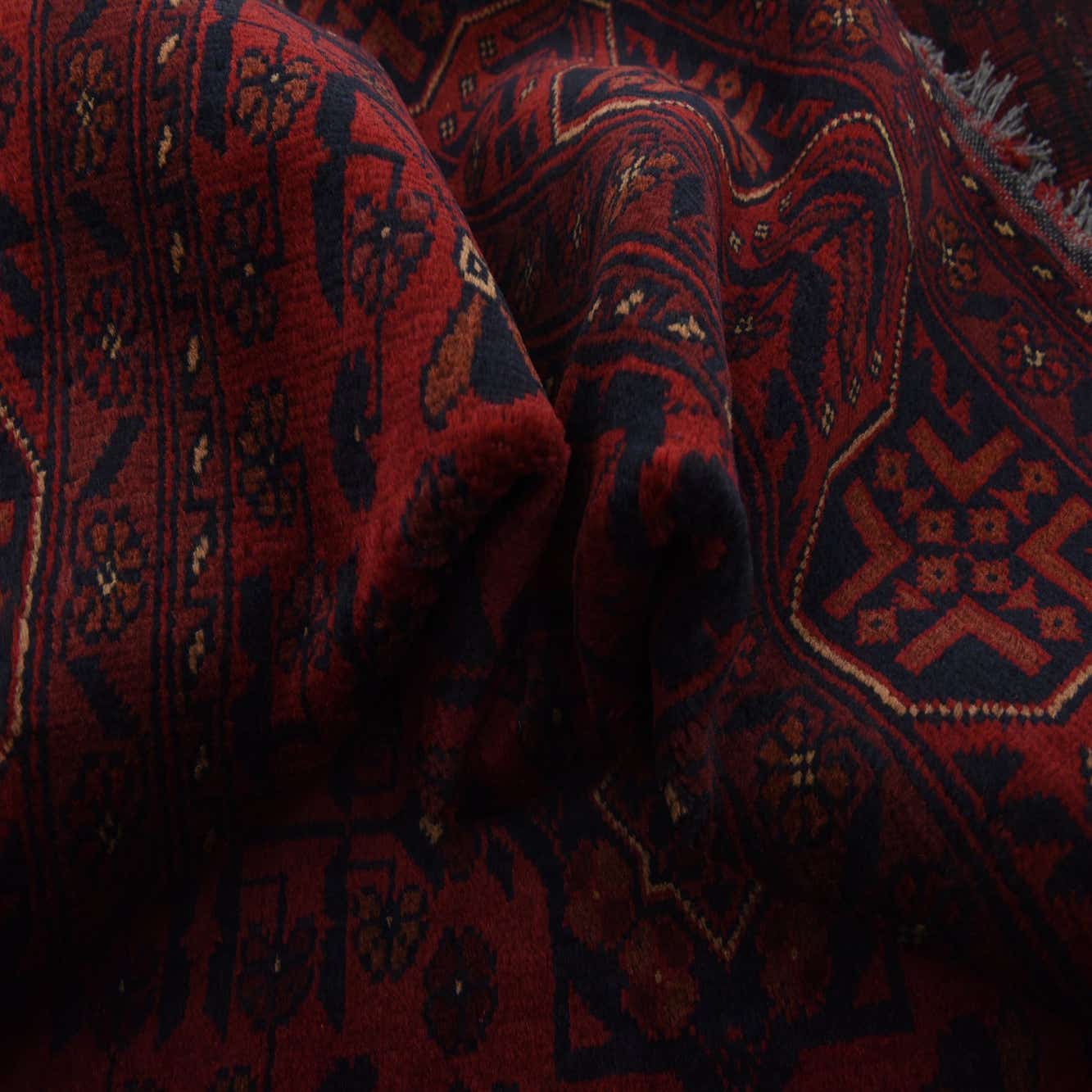 Red 4' 9 x 6' 9 Hand Knotted Khal Mohammadi Oriental Rug | eSaleRugs