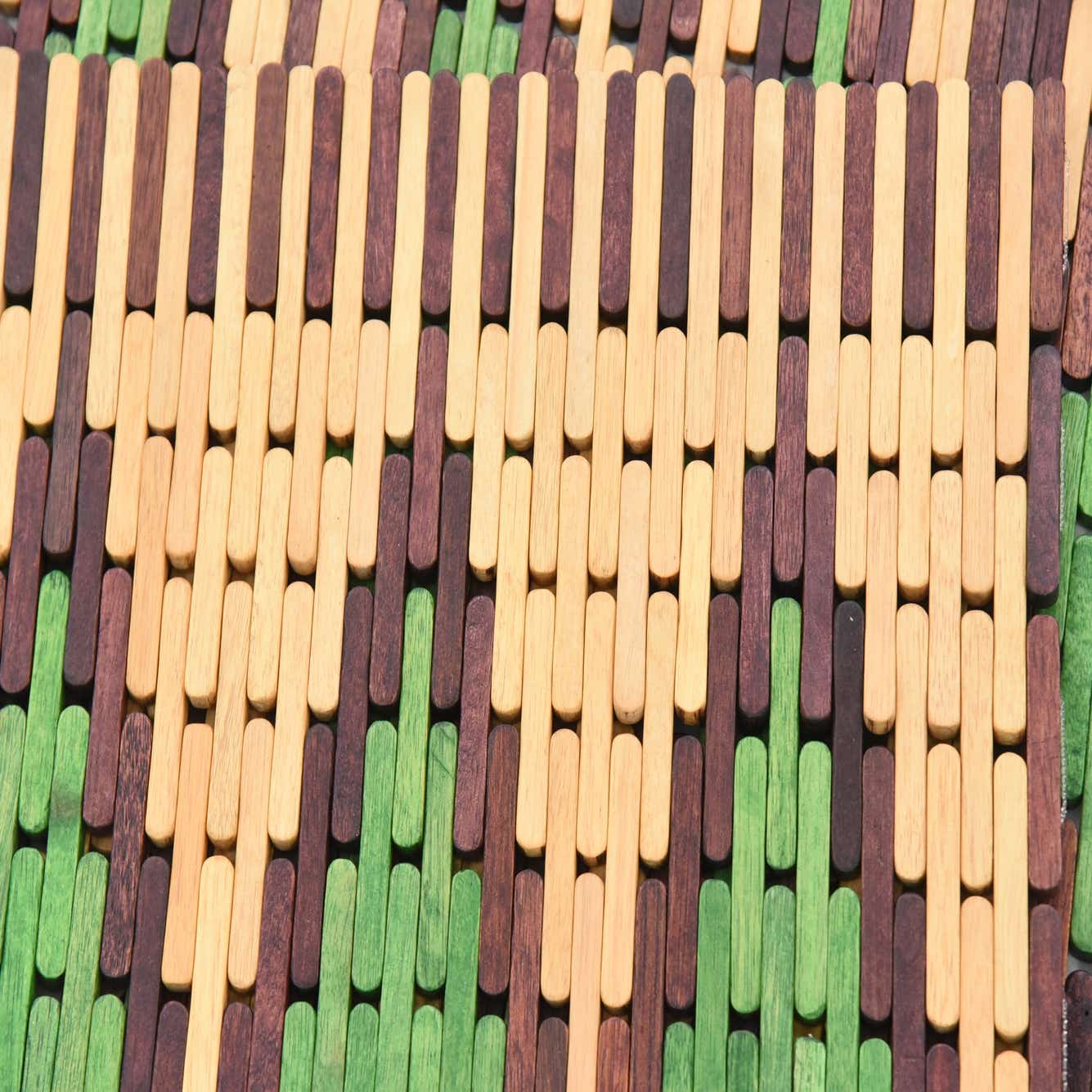 Green 2' 6 x 10' Hand Knotted Wooden Wood Runner Rug | eSaleRugs