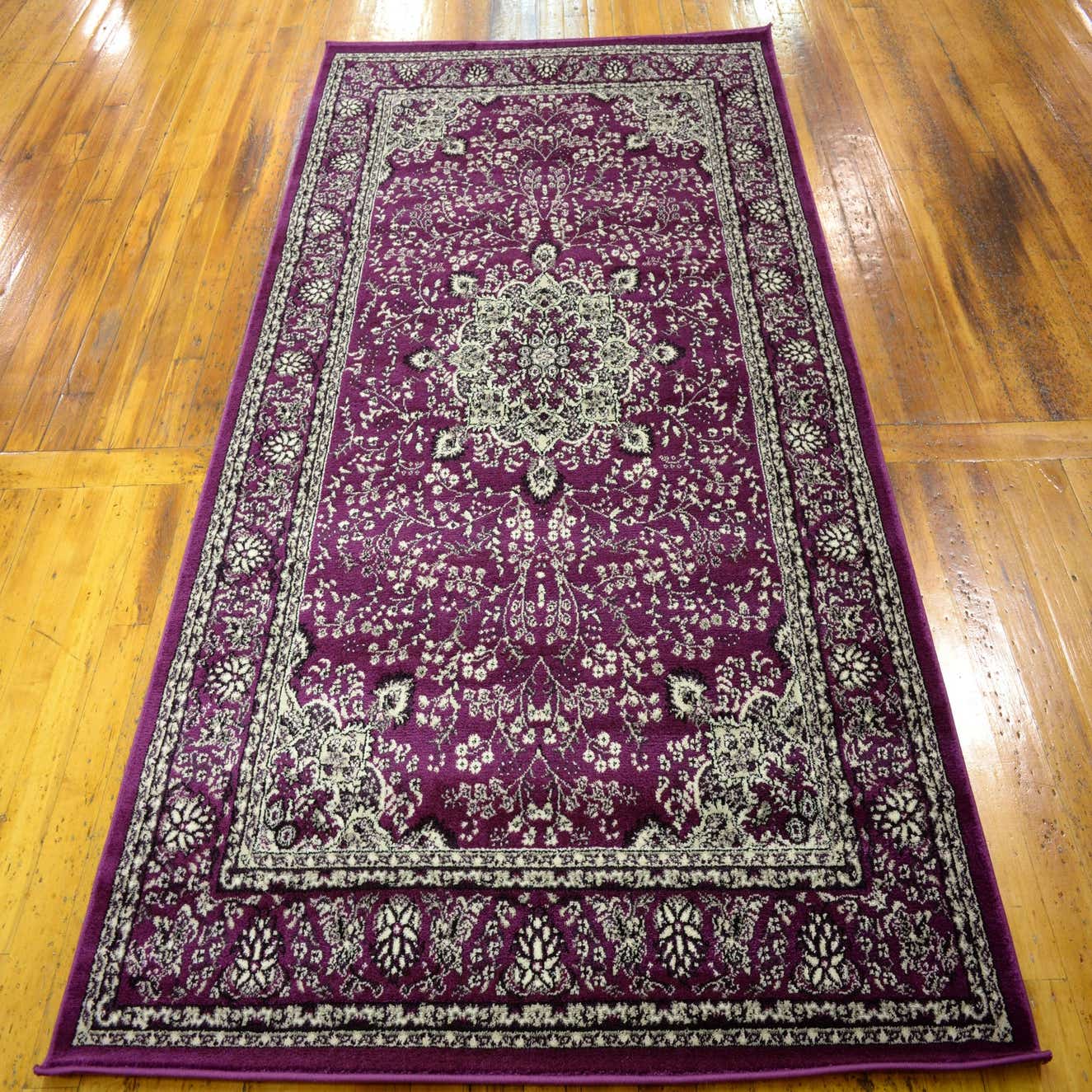Purple 5' 3 x 8' 2 Isfahan Design Rug | eSaleRugs