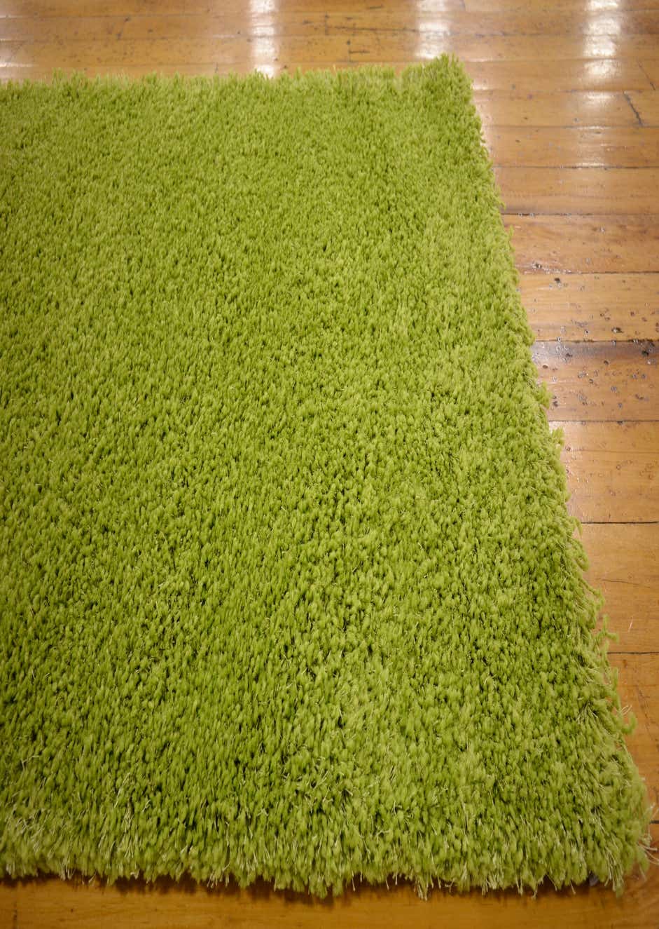 Green 2' 7 x 9' 10 Solid Shag Runner Rug | eSaleRugs