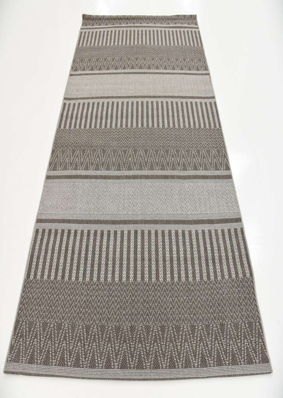 Dark Gray 5' 3 x 7' 7 Outdoor Indoor / Outdoor Rug | eSaleRugs