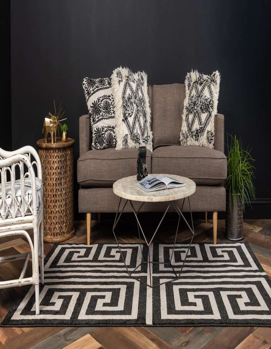 Black 2' x 3' Greek Key Rug | eSaleRugs