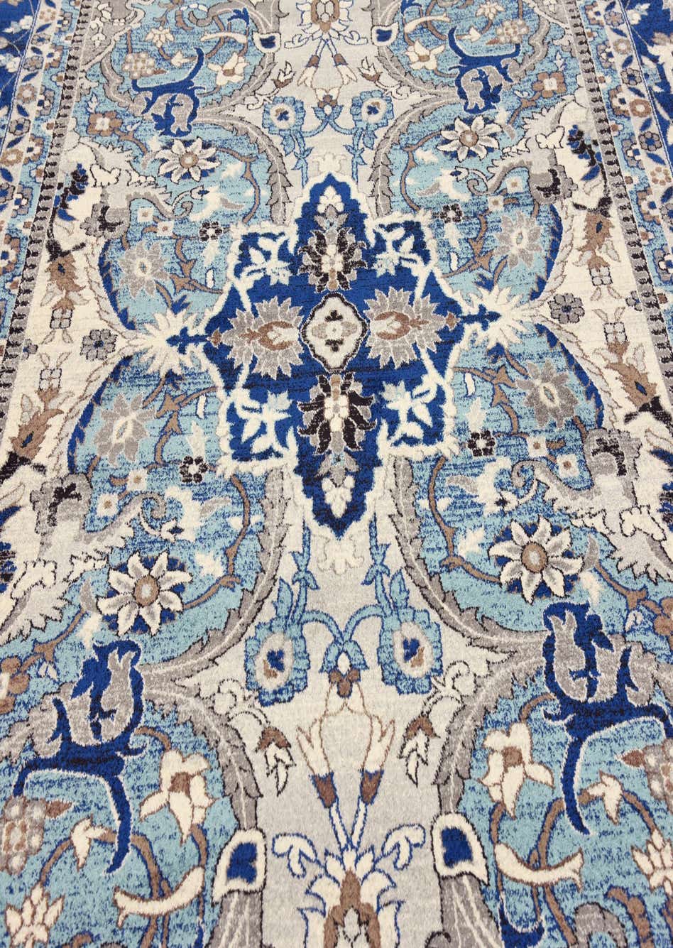 Light Blue 8' x 10' Heritage Rug | eSaleRugs