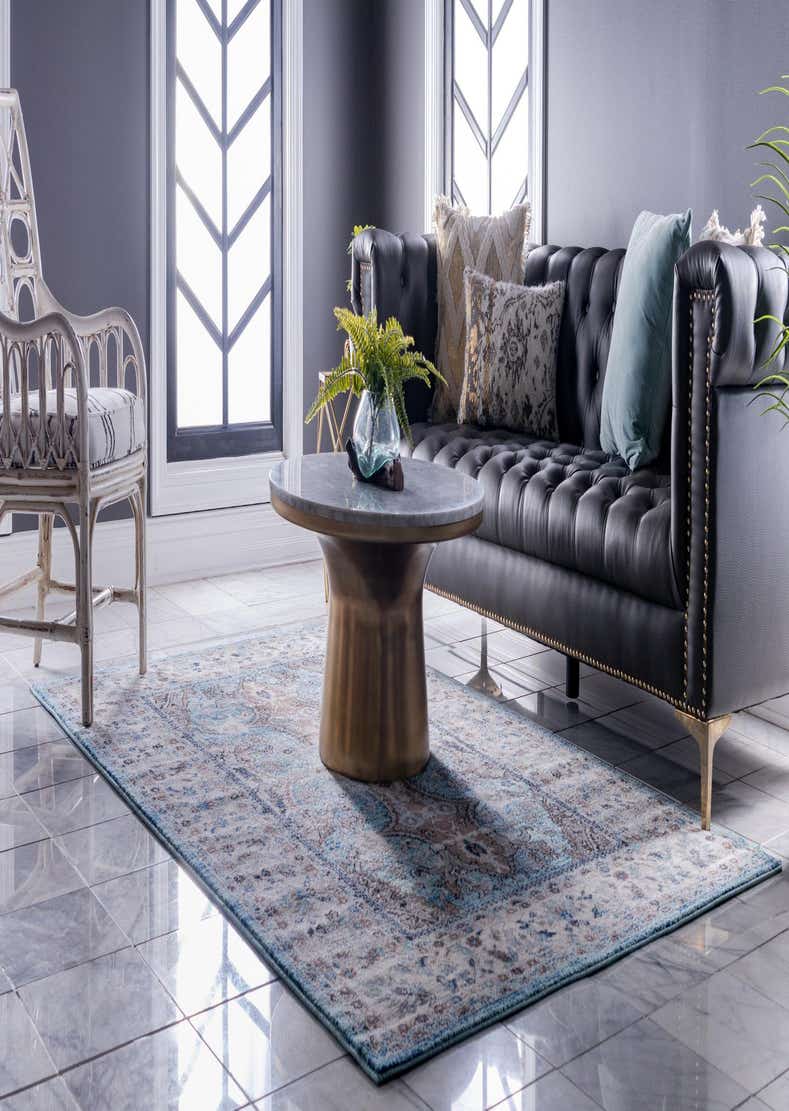 Light Blue 5' x 8' Heritage Rug | eSaleRugs