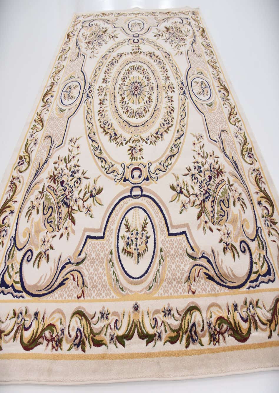 Cream 9' x 12' Classic Aubusson Rug | eSaleRugs