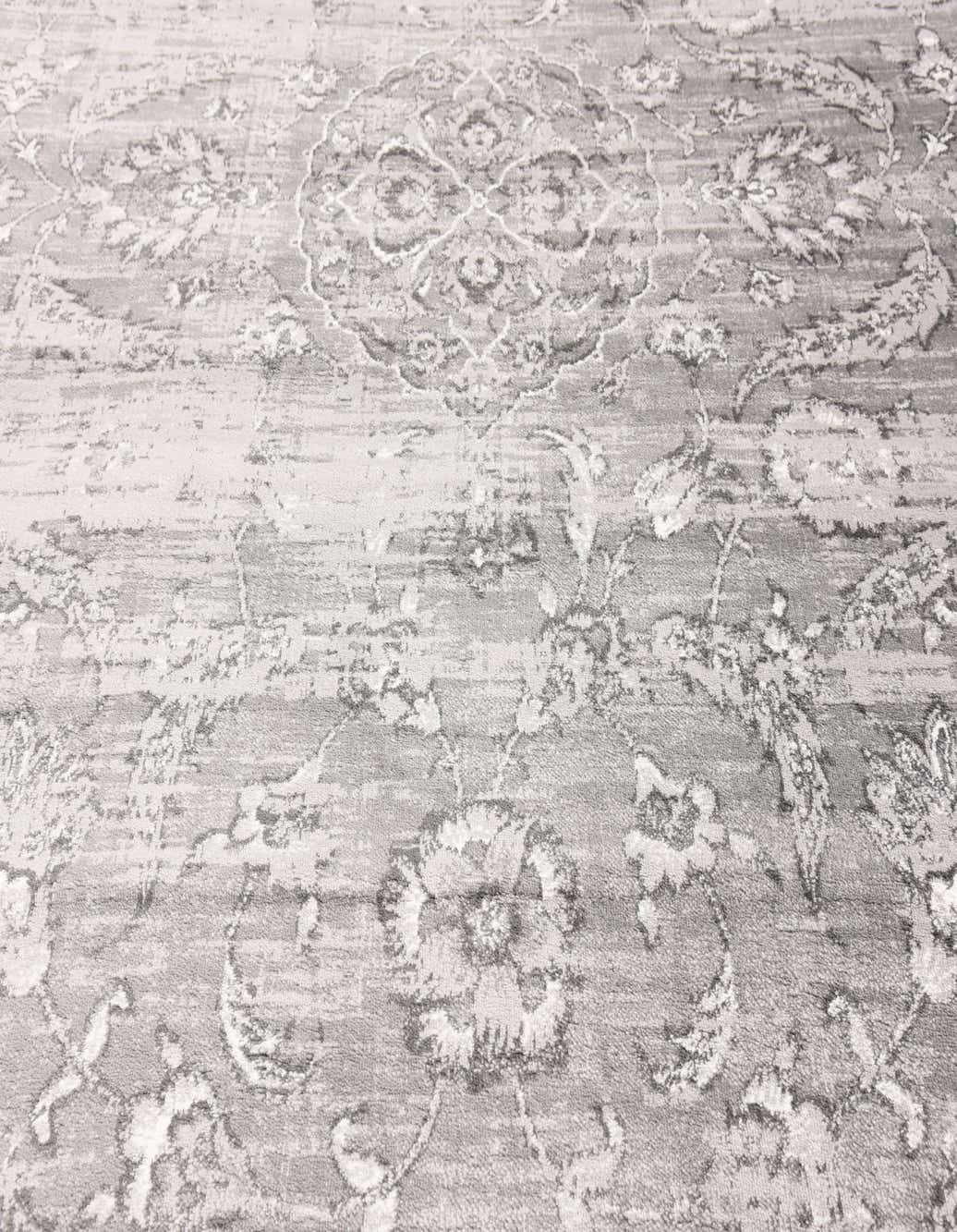 Gray 8' x 10' Courtyard Rug | eSaleRugs