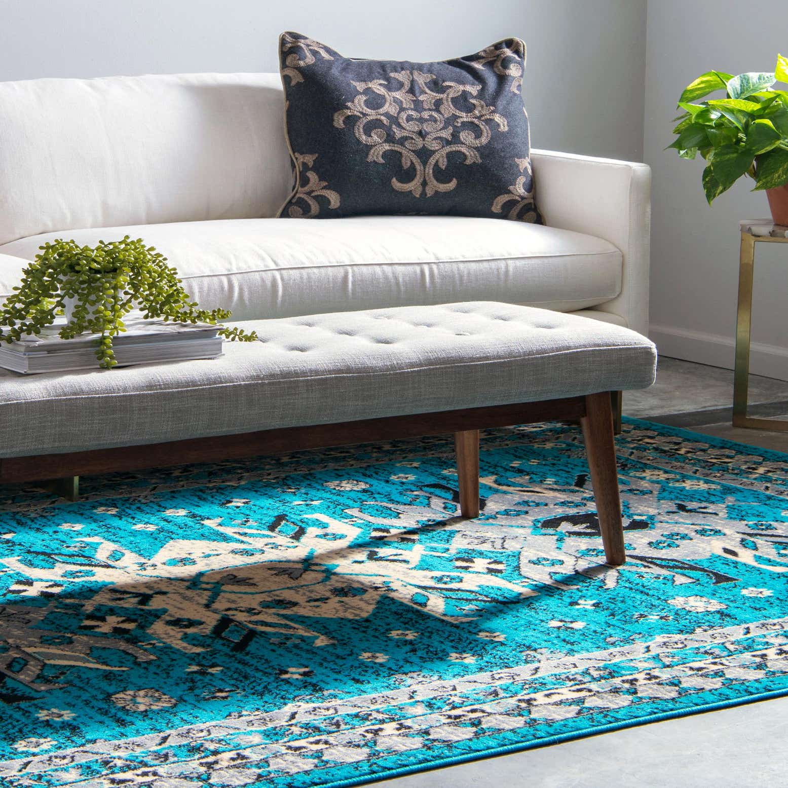 Turquoise 5' x 8' Heriz Design Rug | eSaleRugs