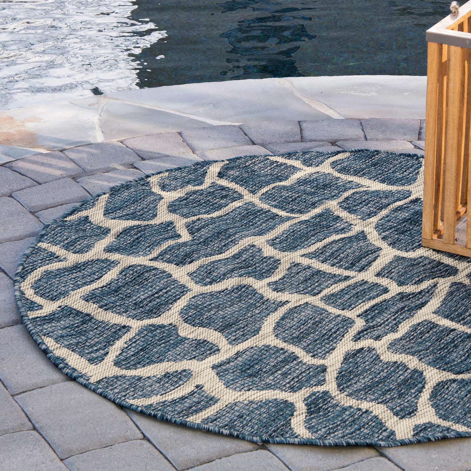 Blue 4' x 4' Outdoor Safari Round Rug | Rugs.com