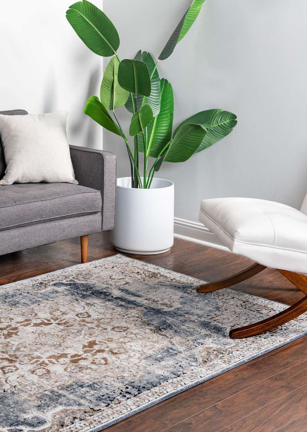 Slate Blue 5' x 8' Villa Rug | eSaleRugs