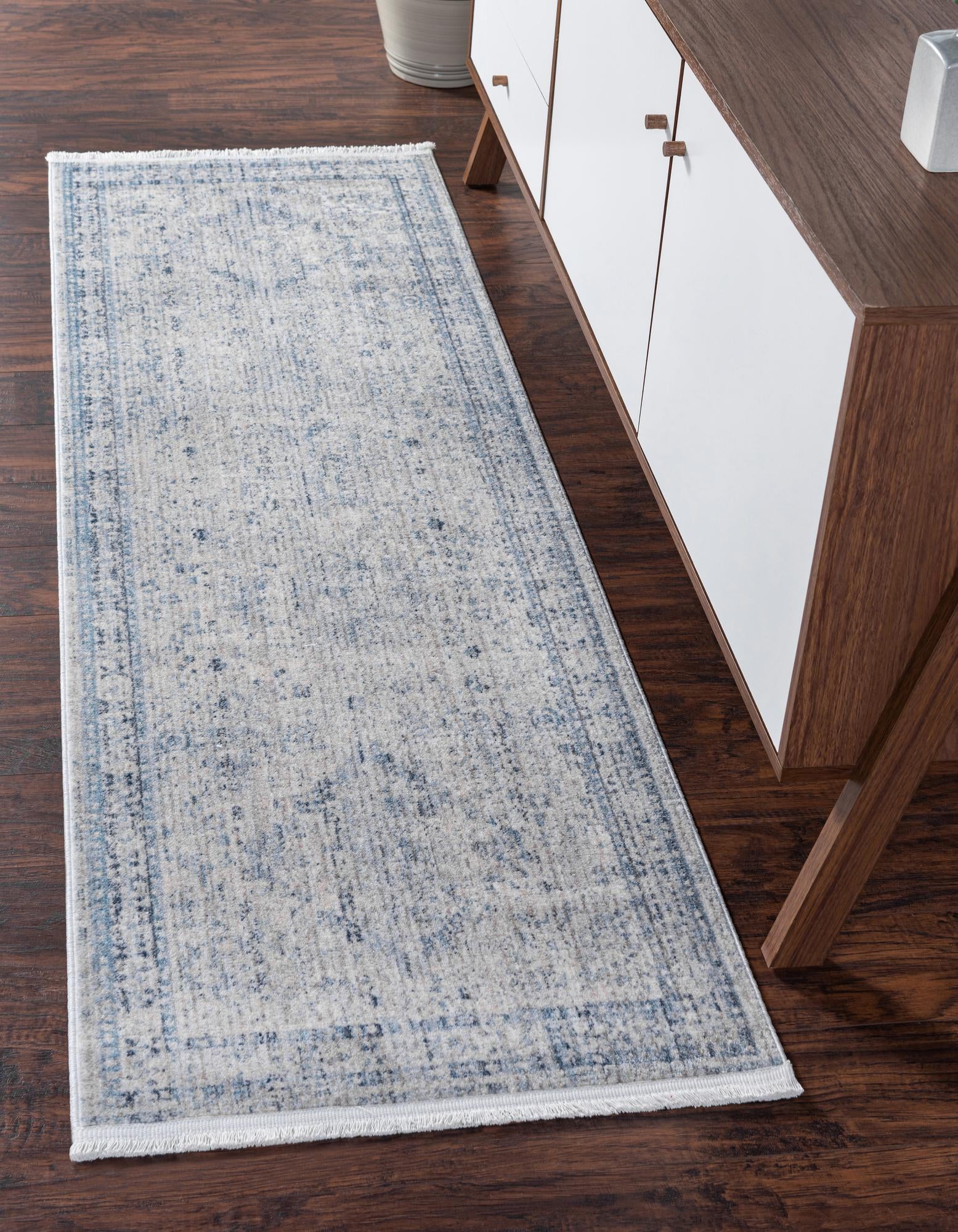 Gray 2' 7 x 10' Noble Runner Rug | Rugs.com
