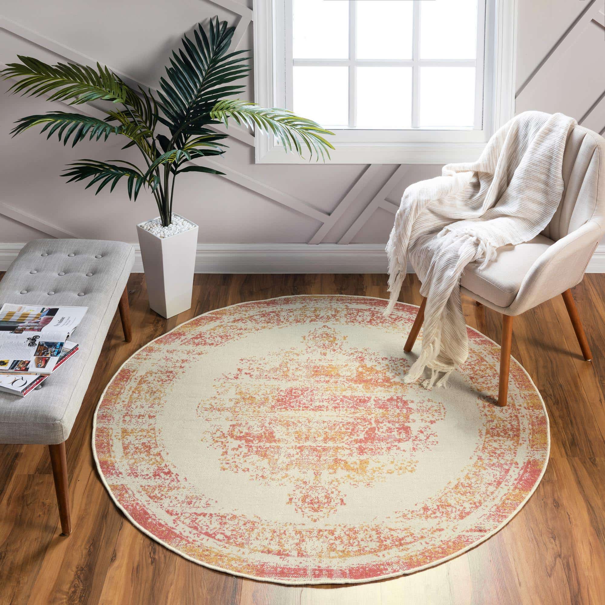 Ivory 5' x 5' Lucerne Round Rug | Rugs.com