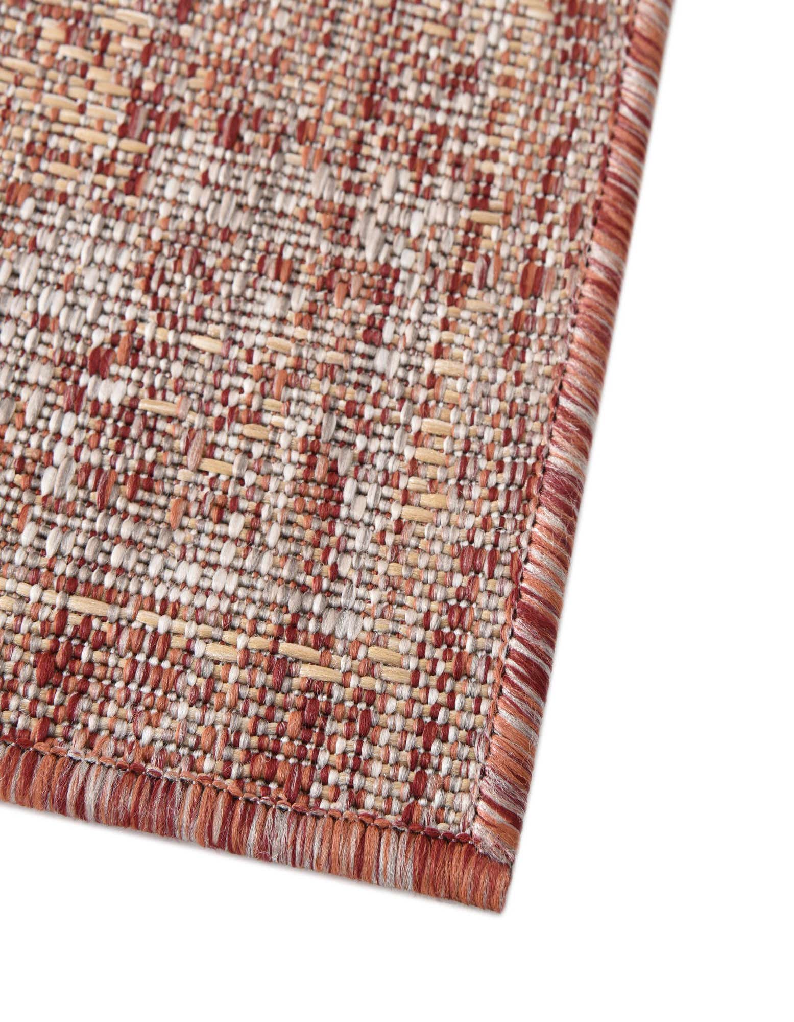 Rust Red 7' 10 x 7' 10 Outdoor Traditional Square Indoor / Outdoor Rug ...