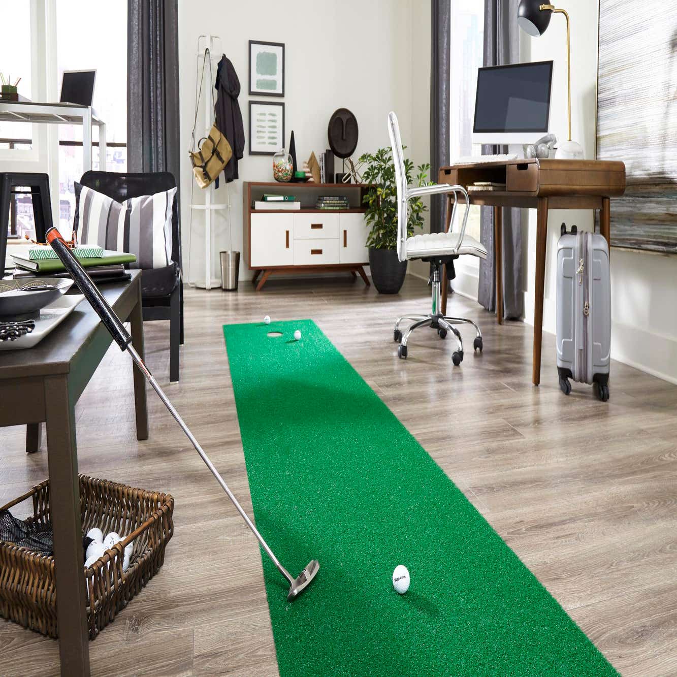 Green 1' 8 x 9' 10 Golf Rug Runner | Rugs.com